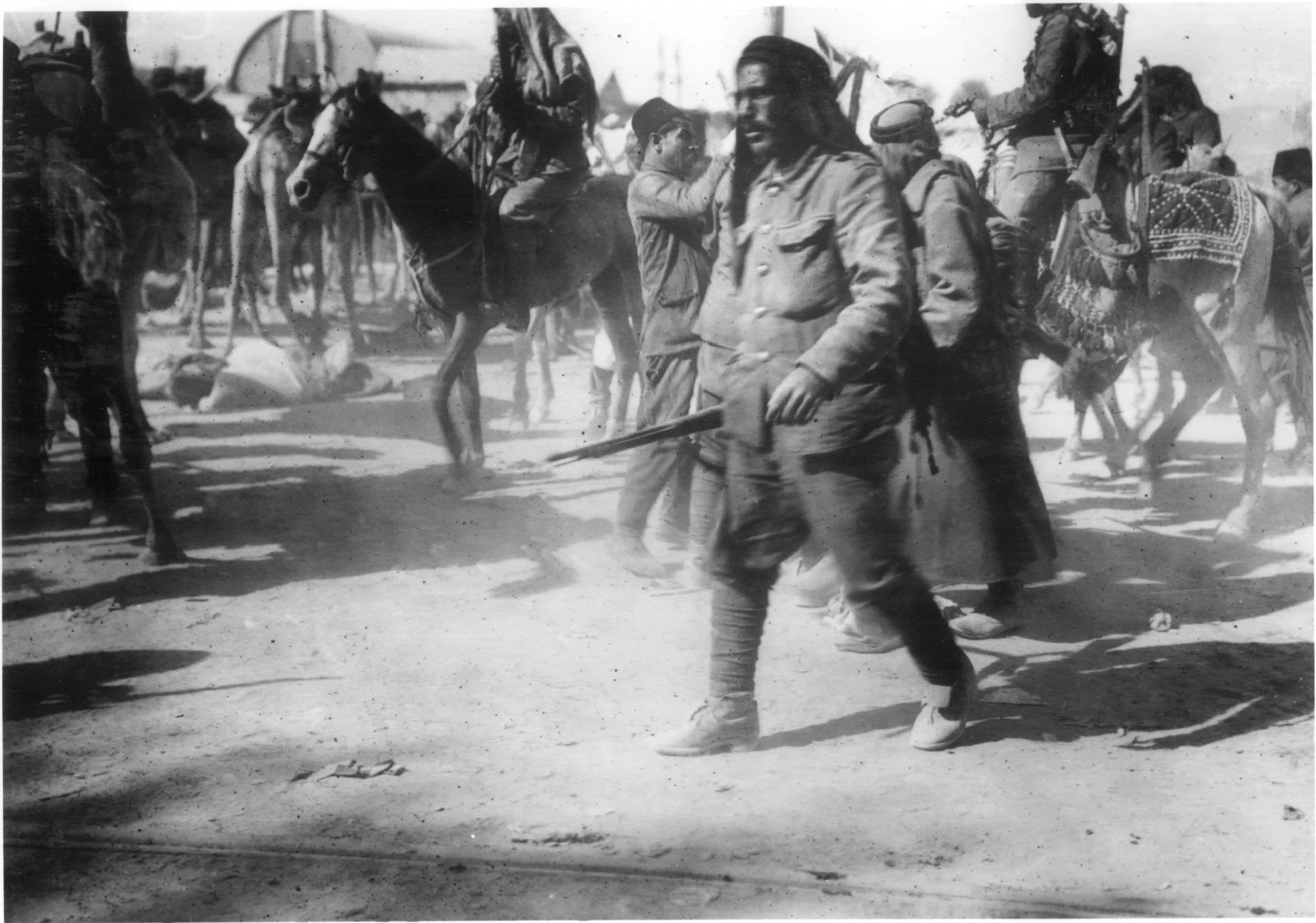 CHANGING LANGUAGES OF EMPIRE AND THE ORIENT: BRITAIN AND THE INVENTION ...