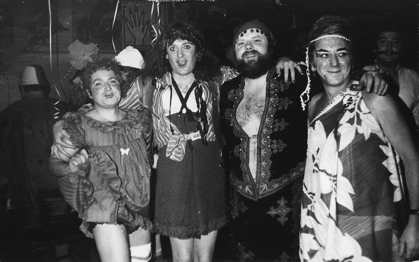 From Private Photography to Mass Circulation: The Queering of East ...