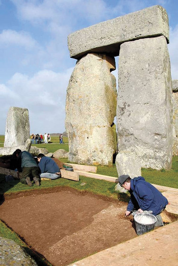 Stonehenge excavations 2008 | The Antiquaries Journal | Cambridge Core