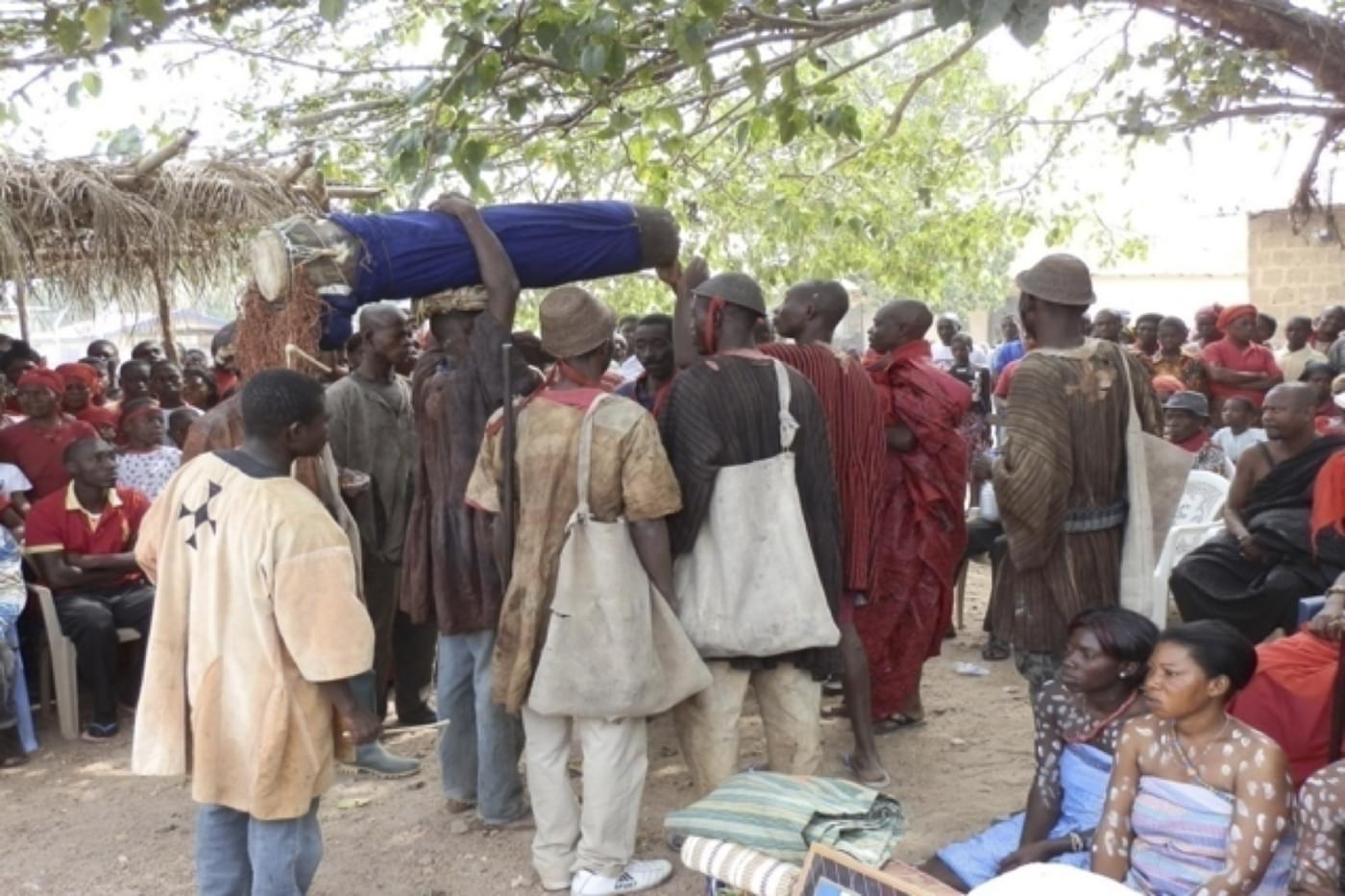 ‘International chiefs’: chieftaincy, rituals and the reproduction of ...