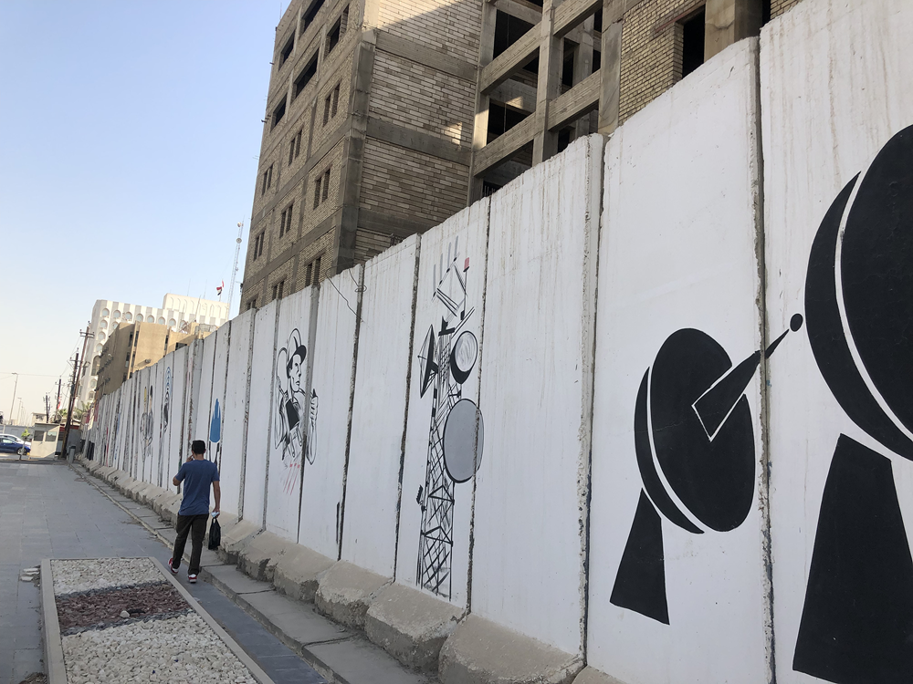 “Concrete Soldiers”: T-walls and Coercive Landscaping in Iraq ...