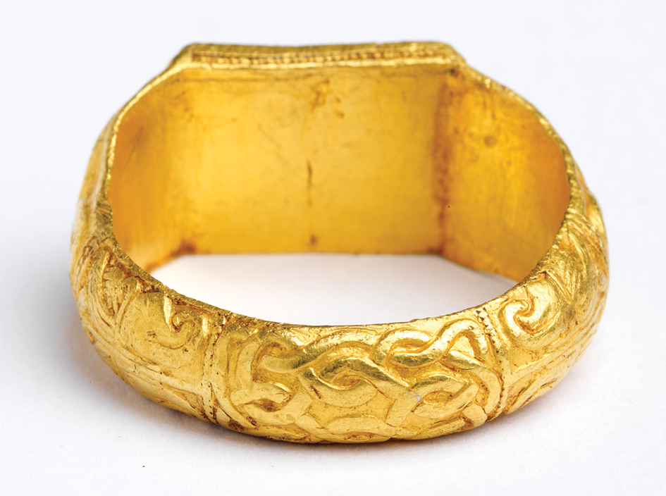 The ‘Northwest Essex Anglo-Saxon Ring’, Falconry and Pagan–Christian ...